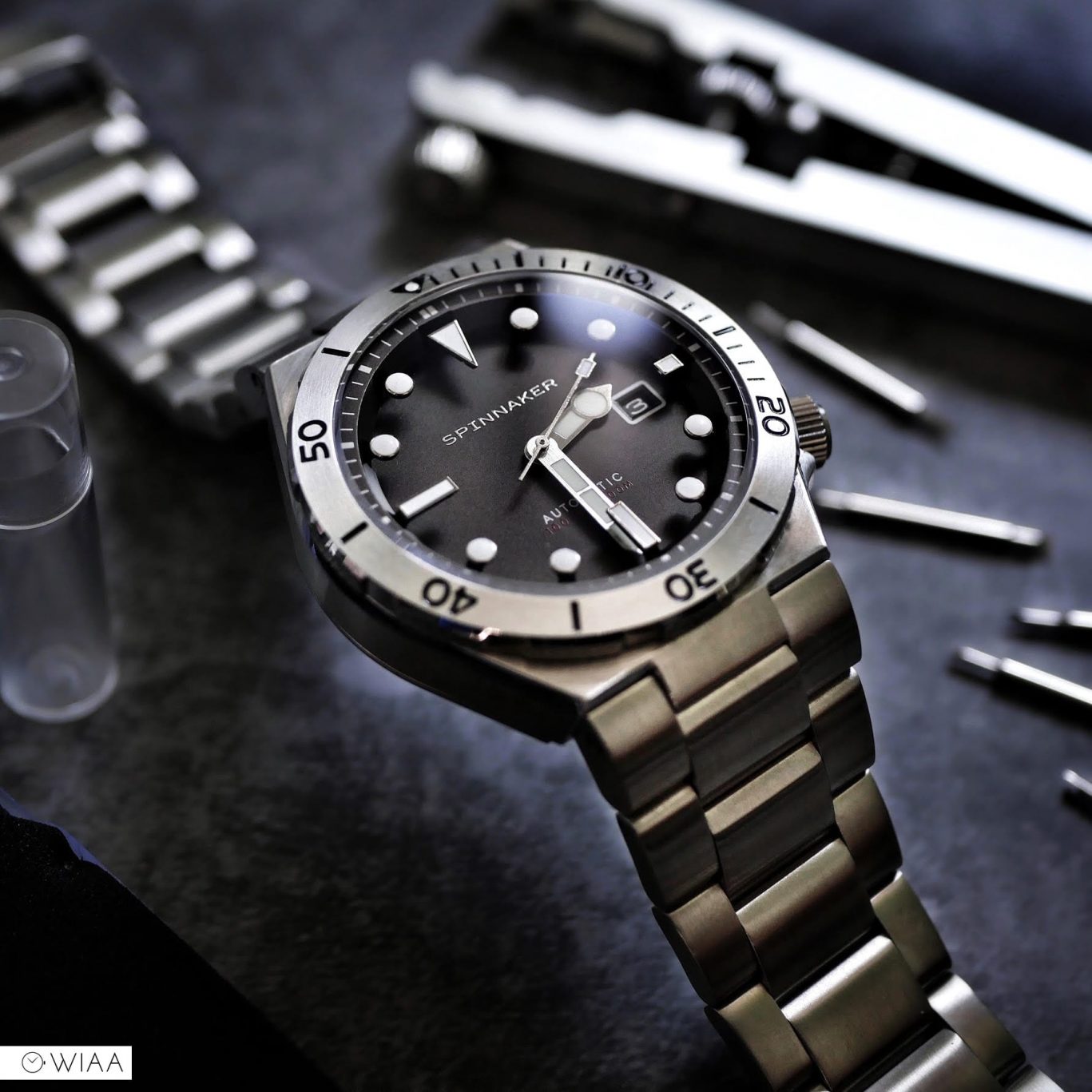 Spinnaker Boettger Watch Review - 12&60