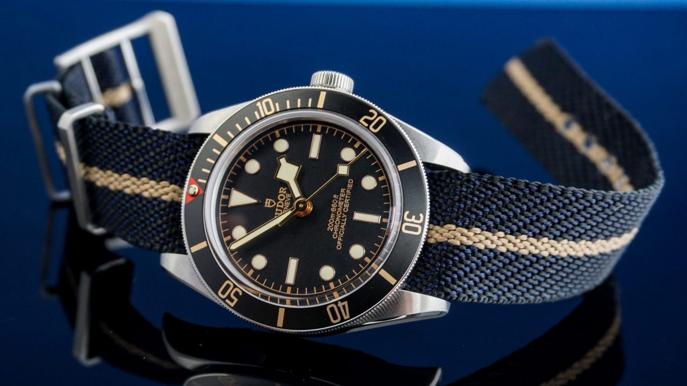 Hands On Review: Crown & Buckle Chevron Strap - 12&60