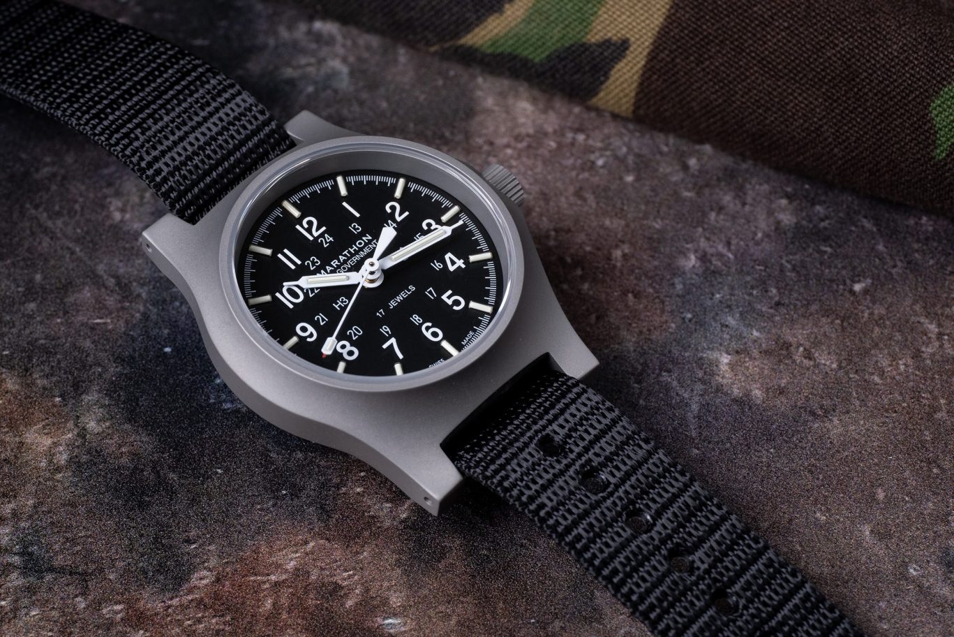 Who Wears Wins! Is The Marathon Officer’s Mechanical The Perfect Field ...
