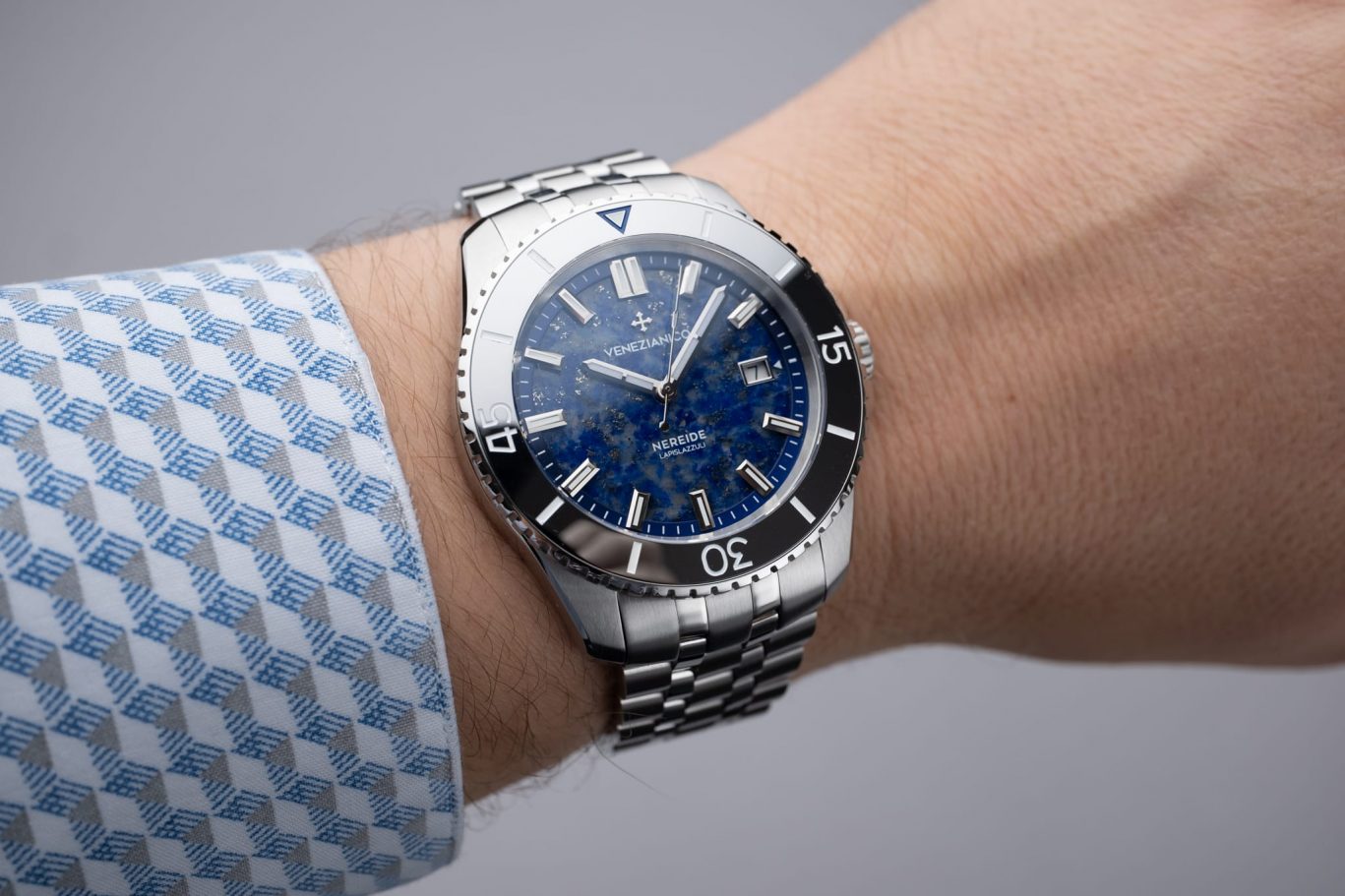 Hands-on with the Big, Bold and Beautiful Venezianico Nereide - 12&60