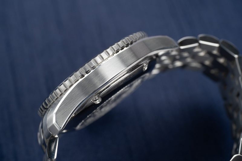 Hands-on with the Big, Bold and Beautiful Venezianico Nereide - 12&60